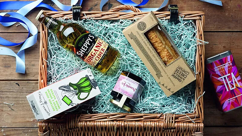 How To Build a Great Hamper | Hamper Guides | Gadsby