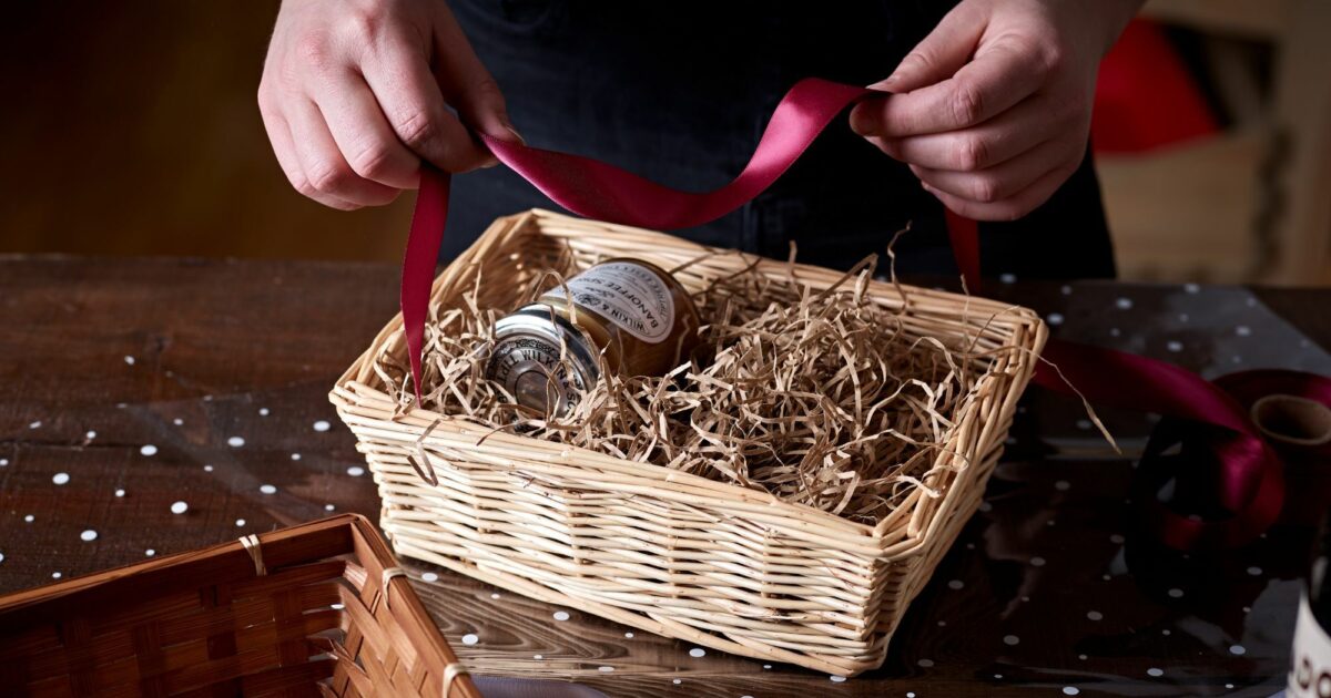 How To Build a Great Hamper | Hamper Guides | Gadsby